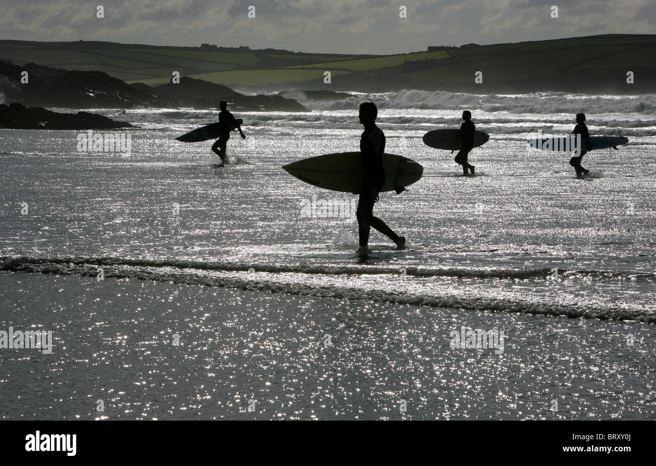 Surfing cornwall hi-res stock photography and images - Alamy
