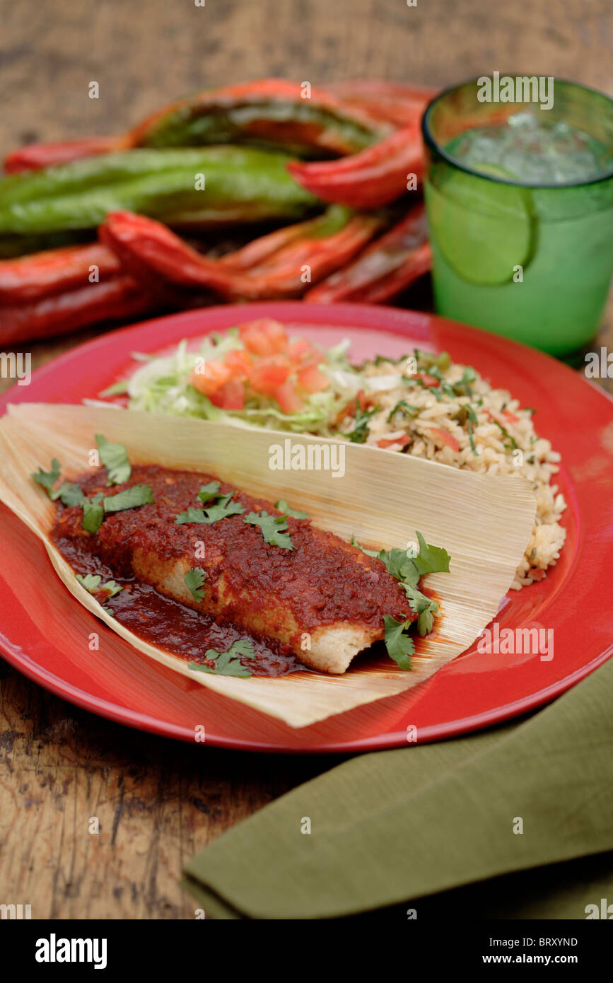 Tamale plate husk hi-res stock photography and images - Alamy