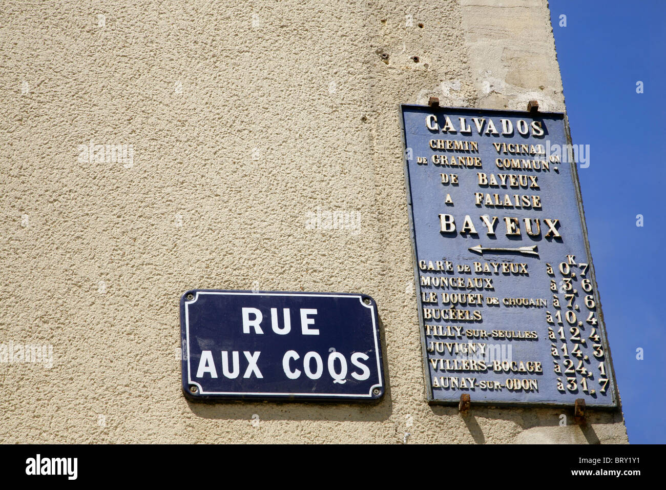 Road sign normandy hi-res stock photography and images - Alamy