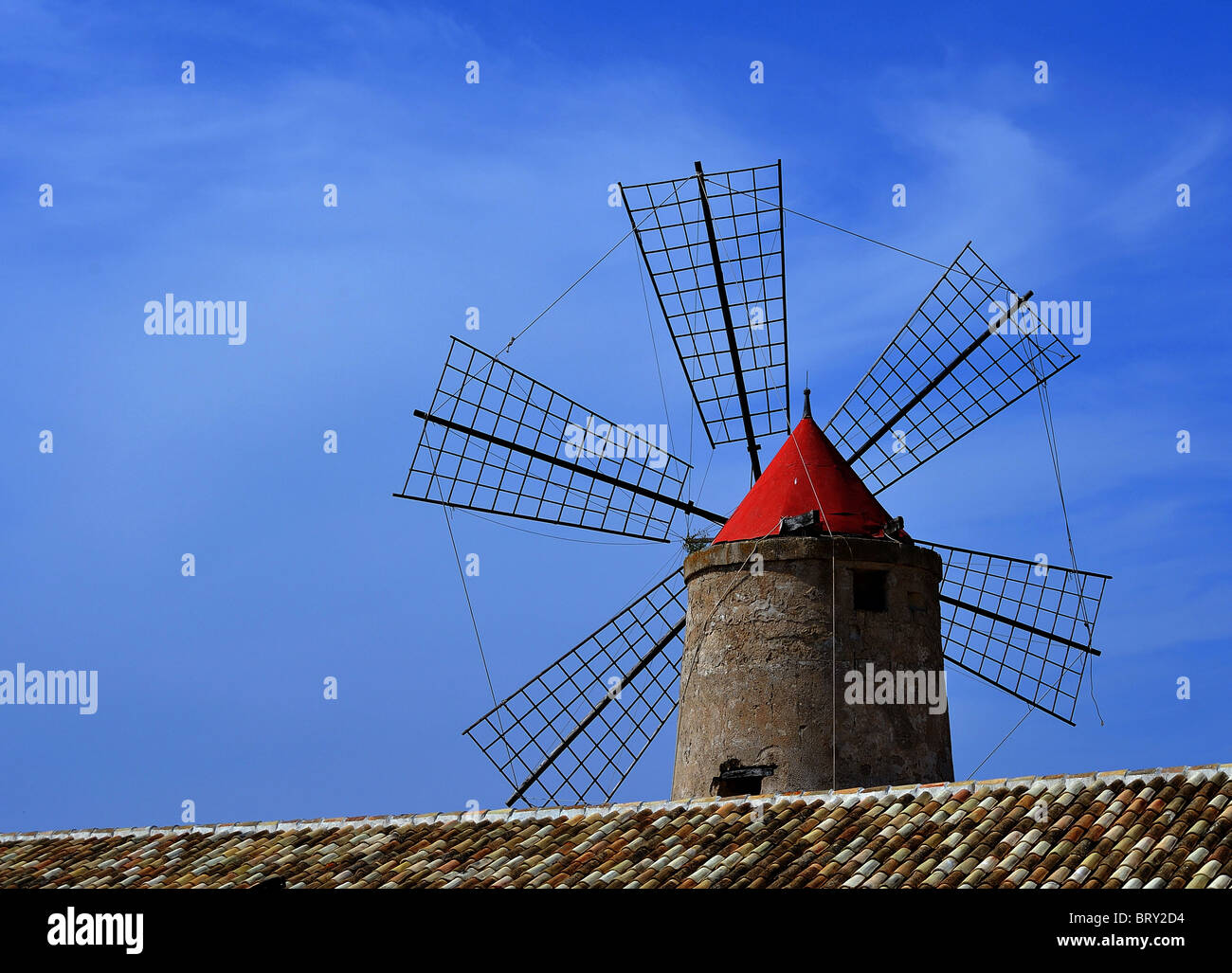 Red windmill hi-res stock photography and images - Alamy