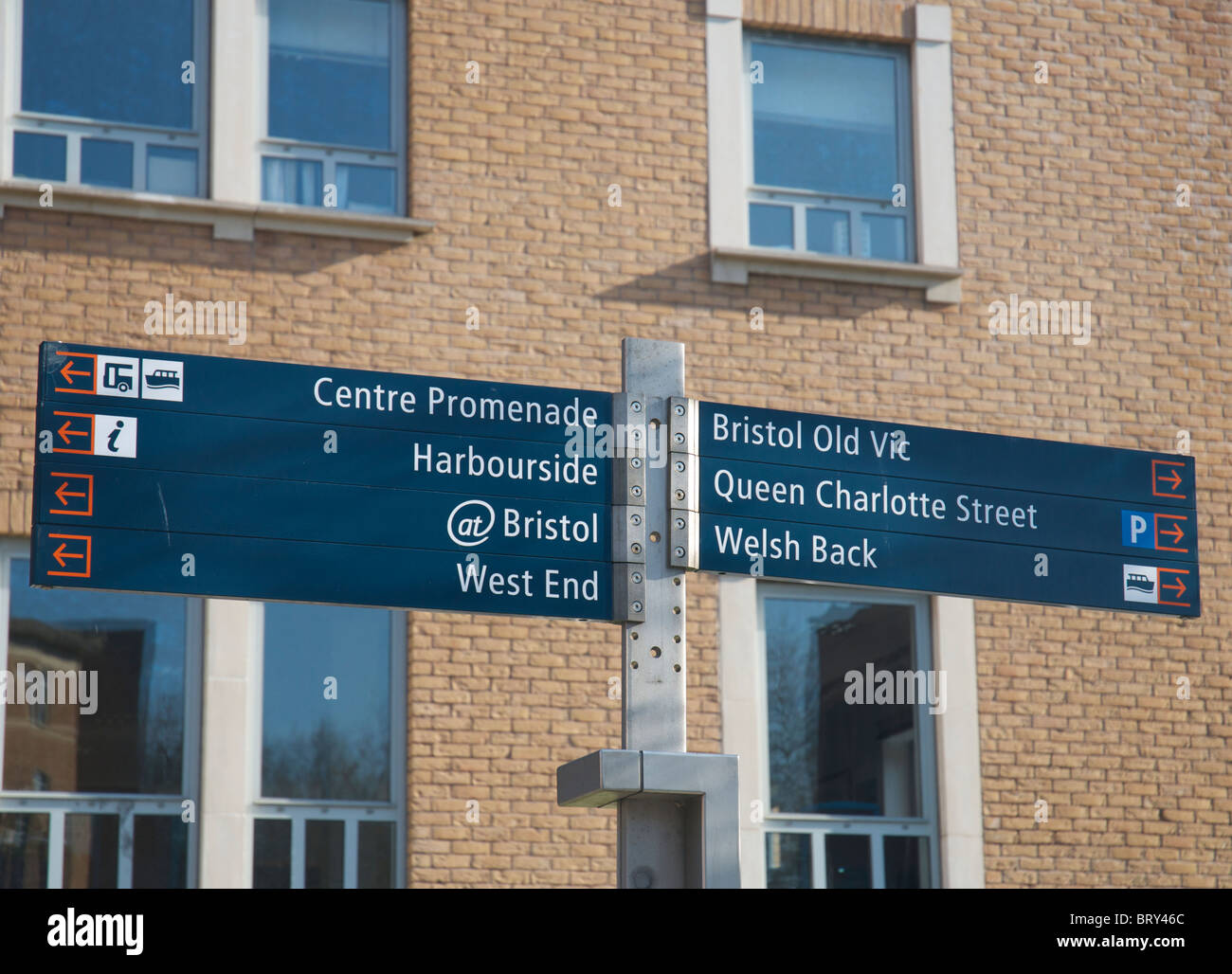 Old bristol sign hi-res stock photography and images - Alamy