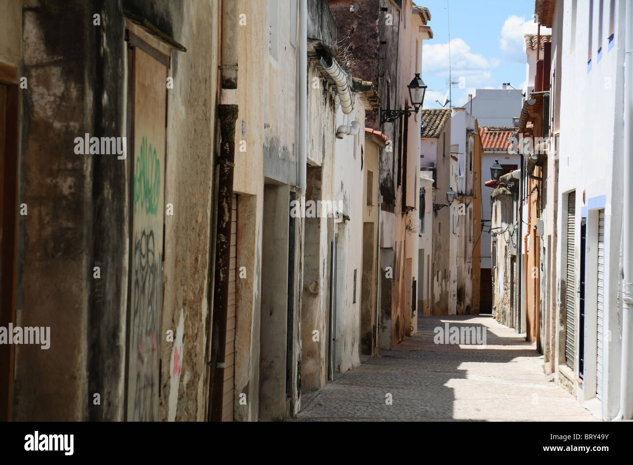Backstreet in the town of Denia in Spain Stock Photo - Alamy