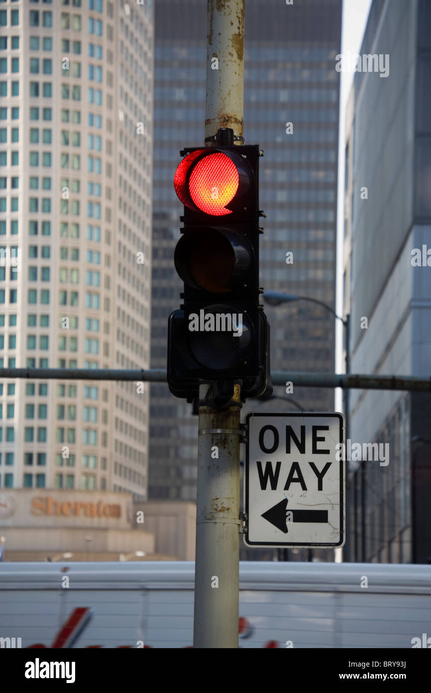 Traffic light red arrow hi-res stock photography and images - Alamy