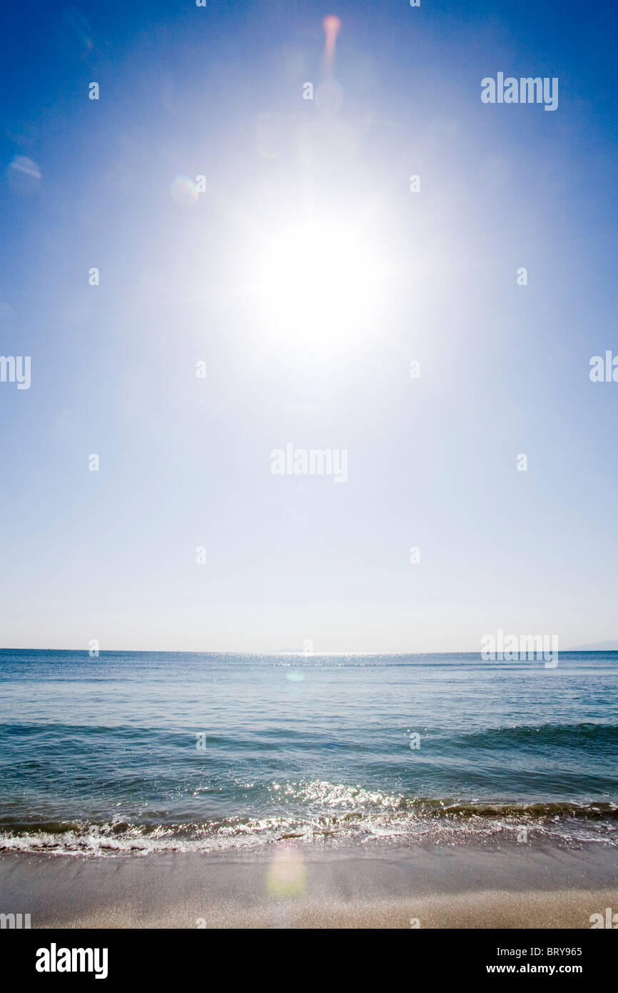 Sunbeam horizon hi-res stock photography and images - Alamy