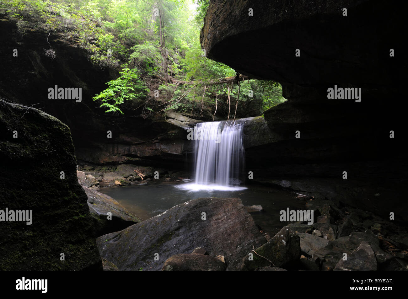 Dog slaughter Falls waterfall Cumberland Falls State Park Kentucky ...