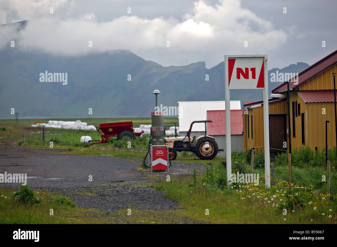 Iceland n1 petrol station hi-res stock photography and images - Alamy