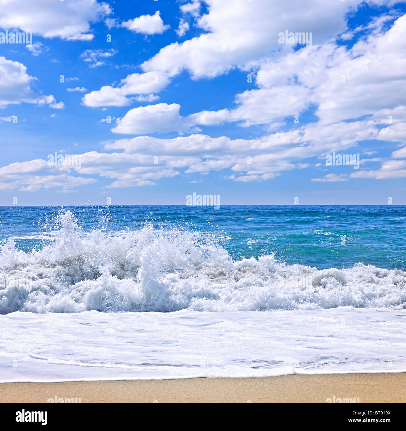 Ocean surf crashing on pristine beach, Pacific Rim National park ...