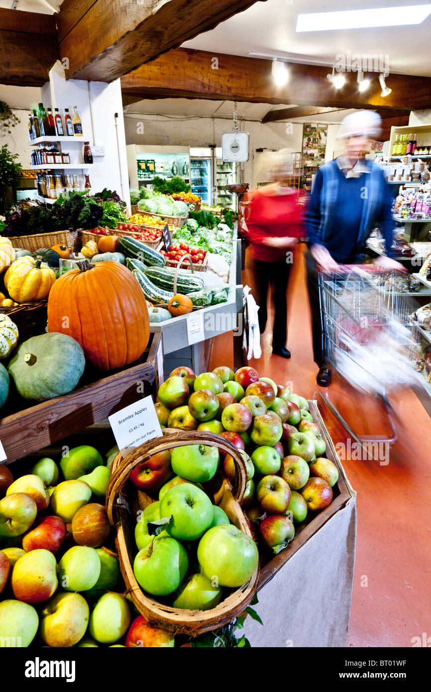 Farmshop hi-res stock photography and images - Alamy