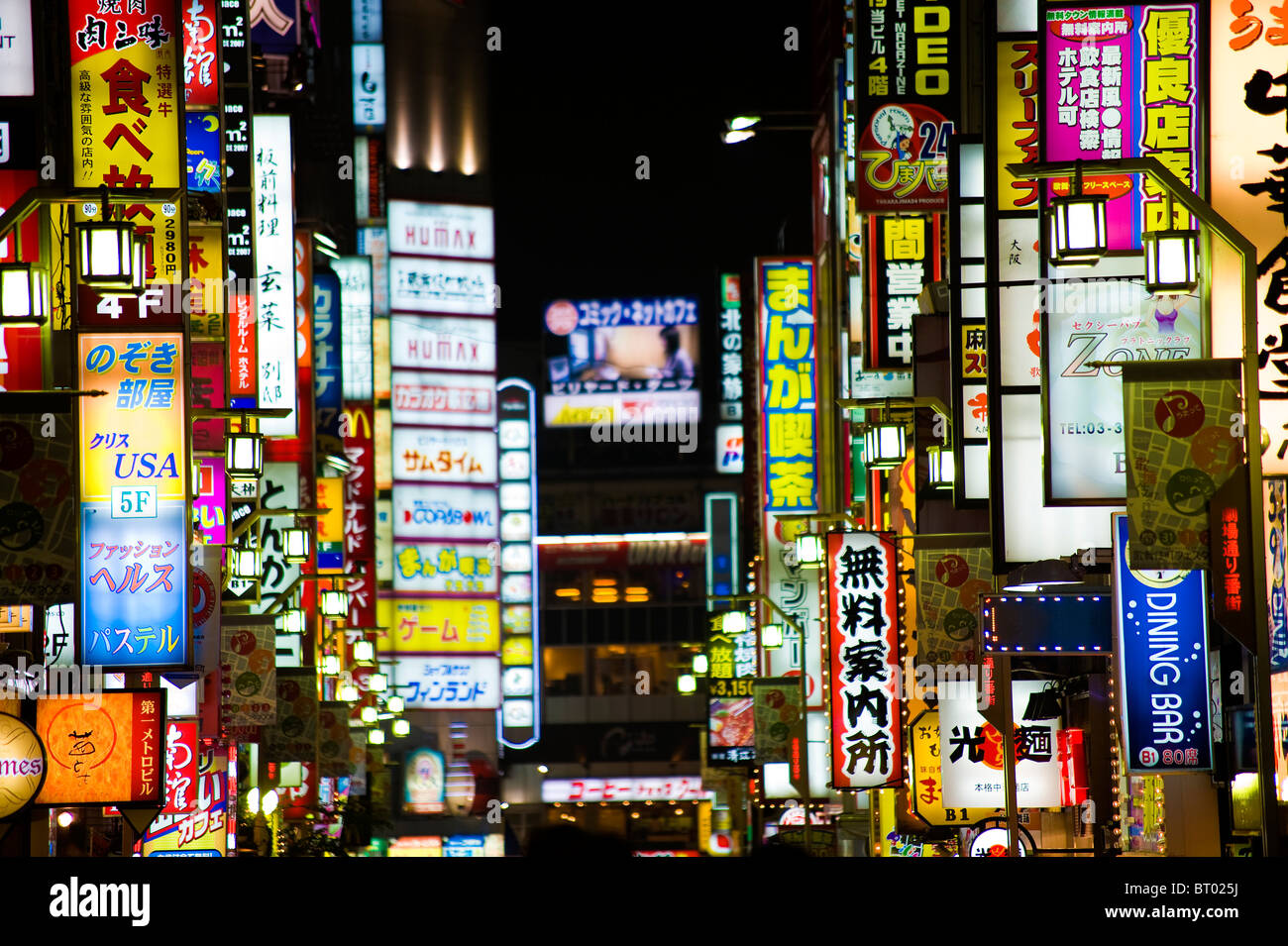 Neon Signs, Kabukicho, Shinjuku, Tokyo, Japan Stock Photo - Alamy