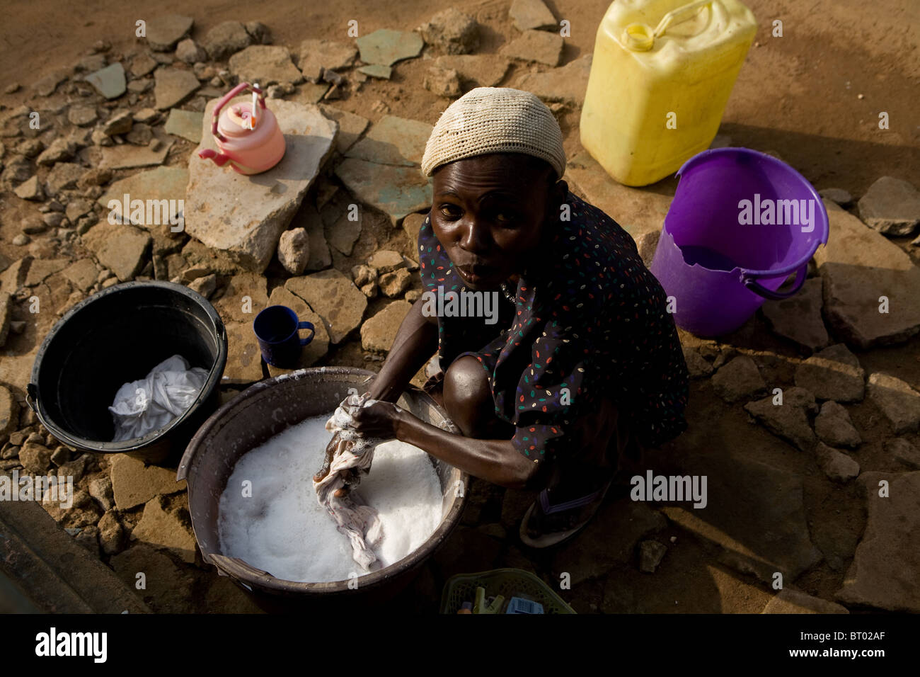 Washing clothes africa african hi-res stock photography and images - Alamy