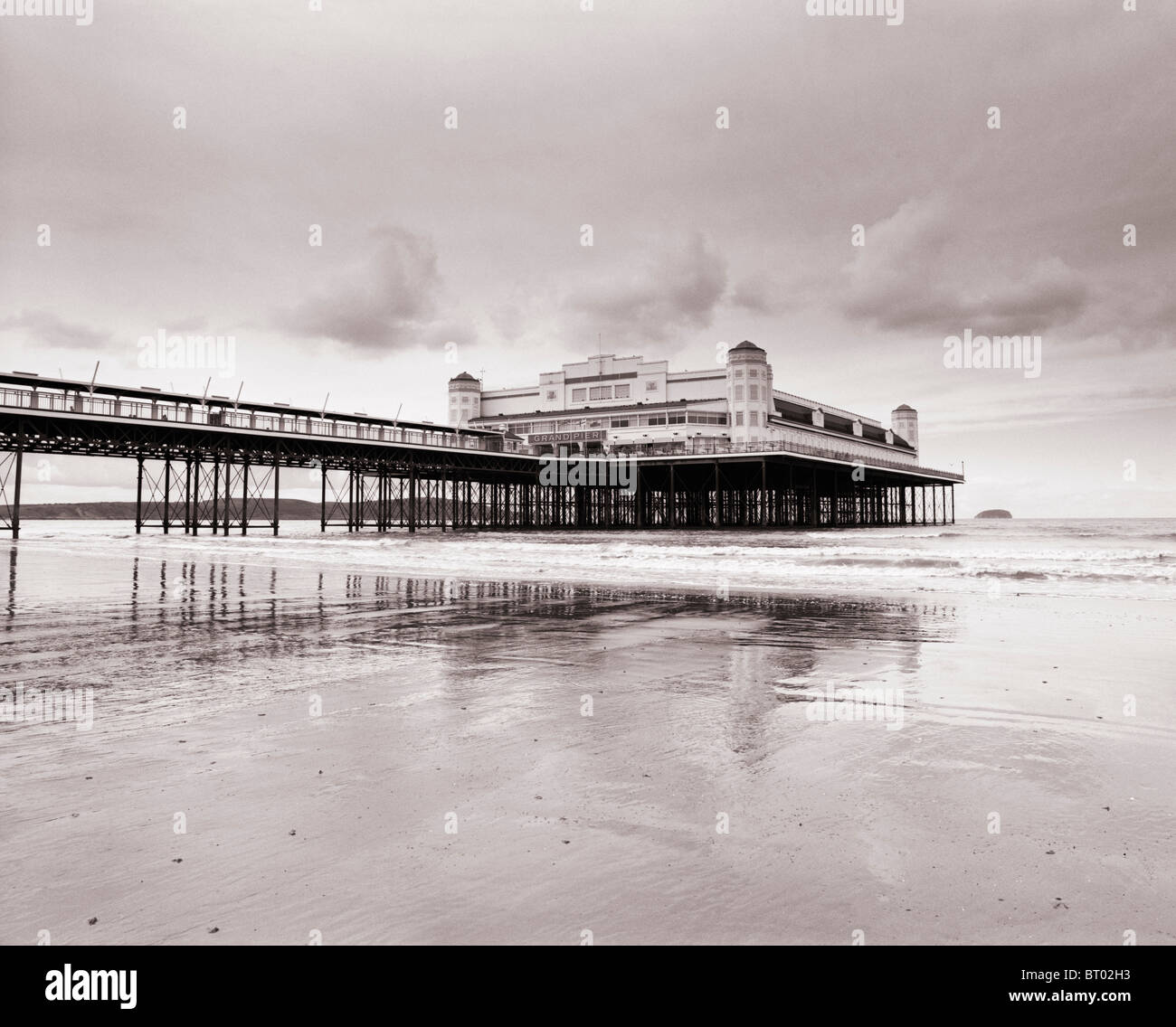 The old Grand Pier at Weston-super-Mare before it was destroyed by fire ...