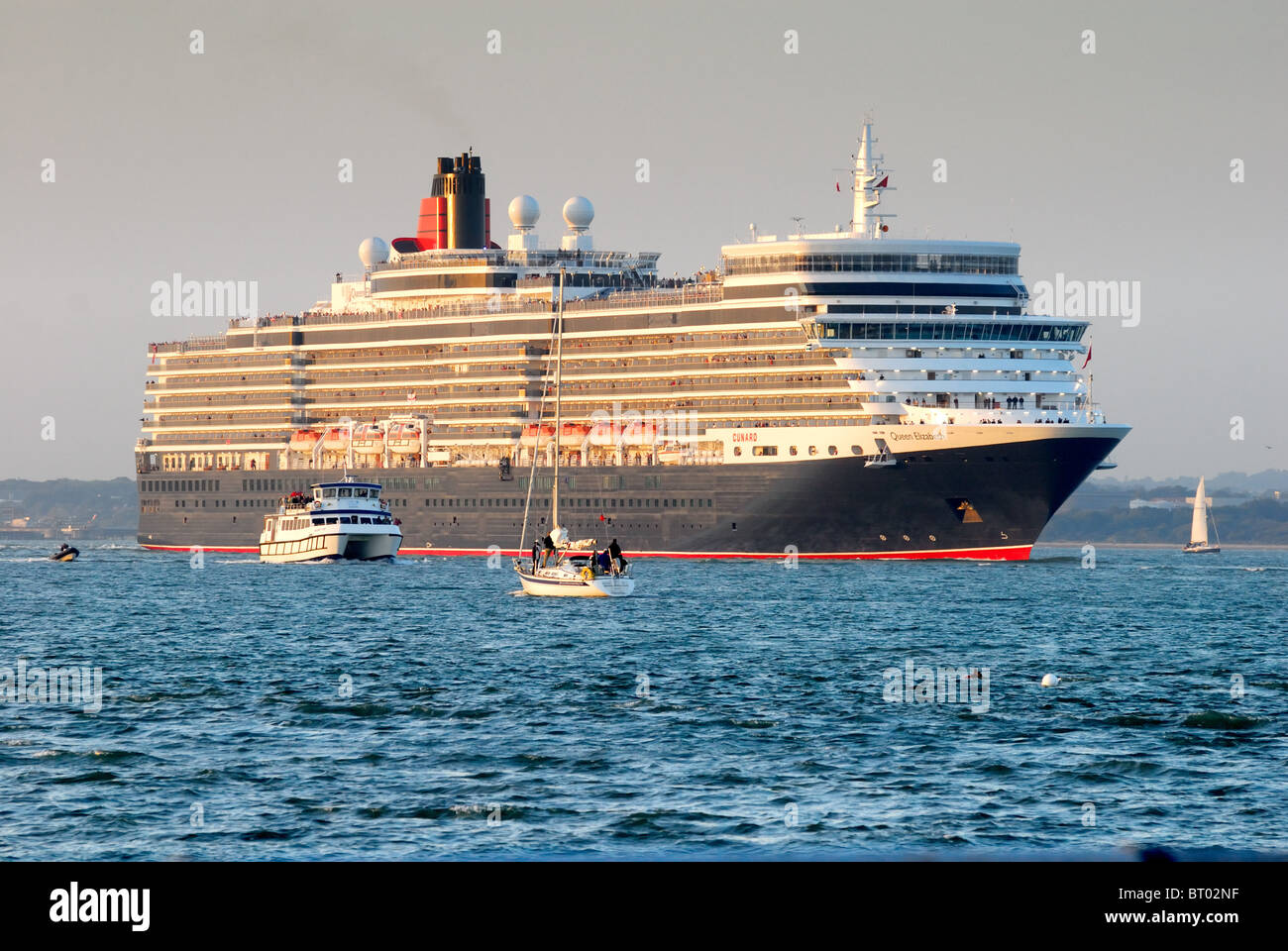 Liner 'Queen Elizabeth' sailing on her maiden voyage from Southampton ...