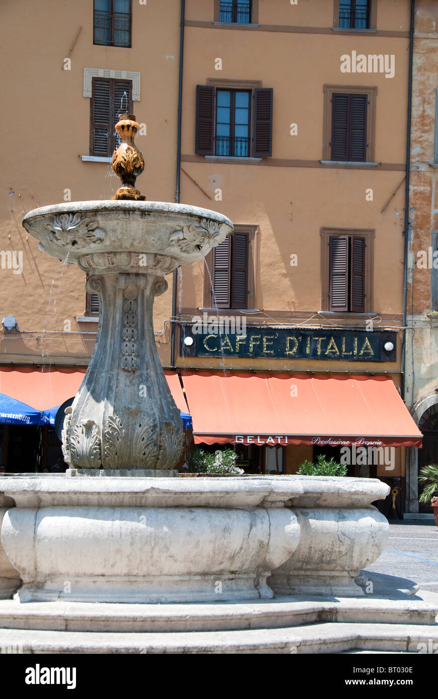 Typical Italian bar in a Piazza in Cagli in Le Marche region of Italy ...