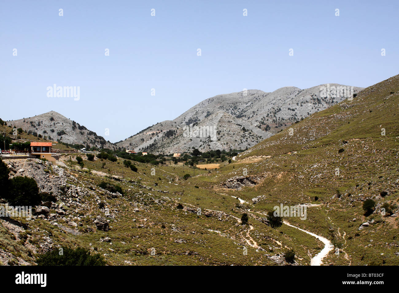 Colourful greek island hillside slopes hi-res stock photography and ...