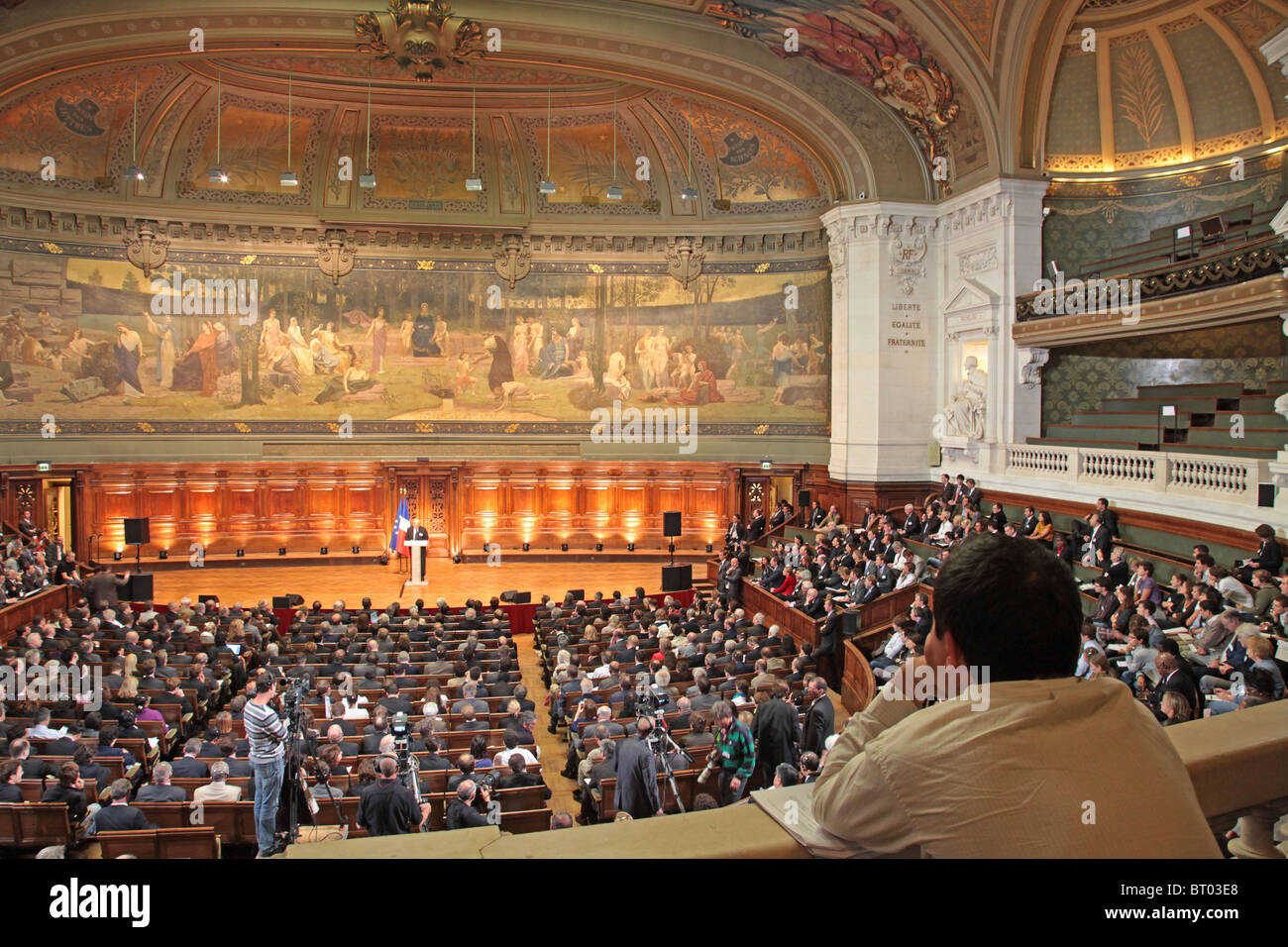 THE GREAT AMPHITHEATRE AT THE SORBONNE, PARIS (75 Stock Photo - Alamy