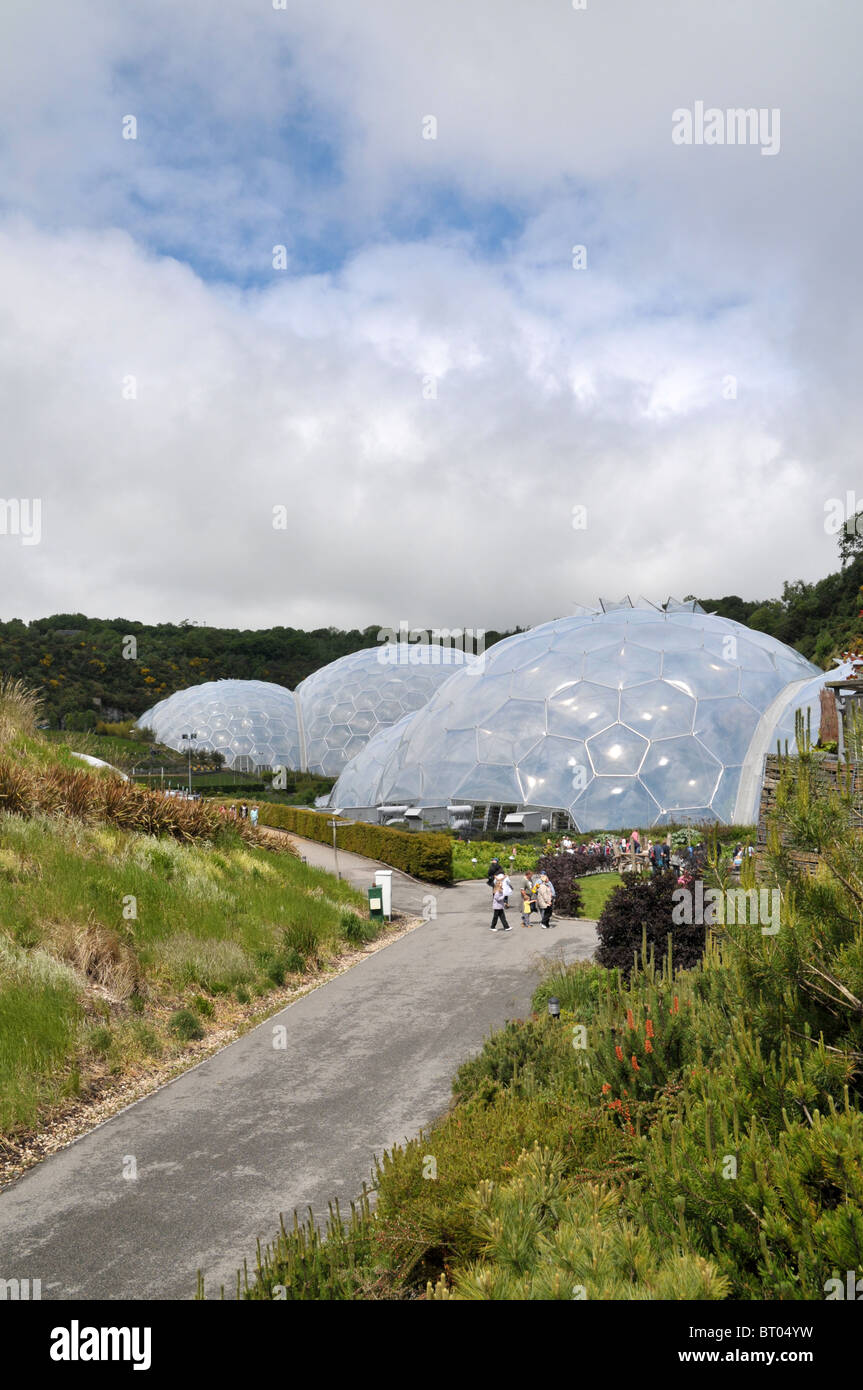 path leading up to the bio domes of the Eden project cornwall,uk ...