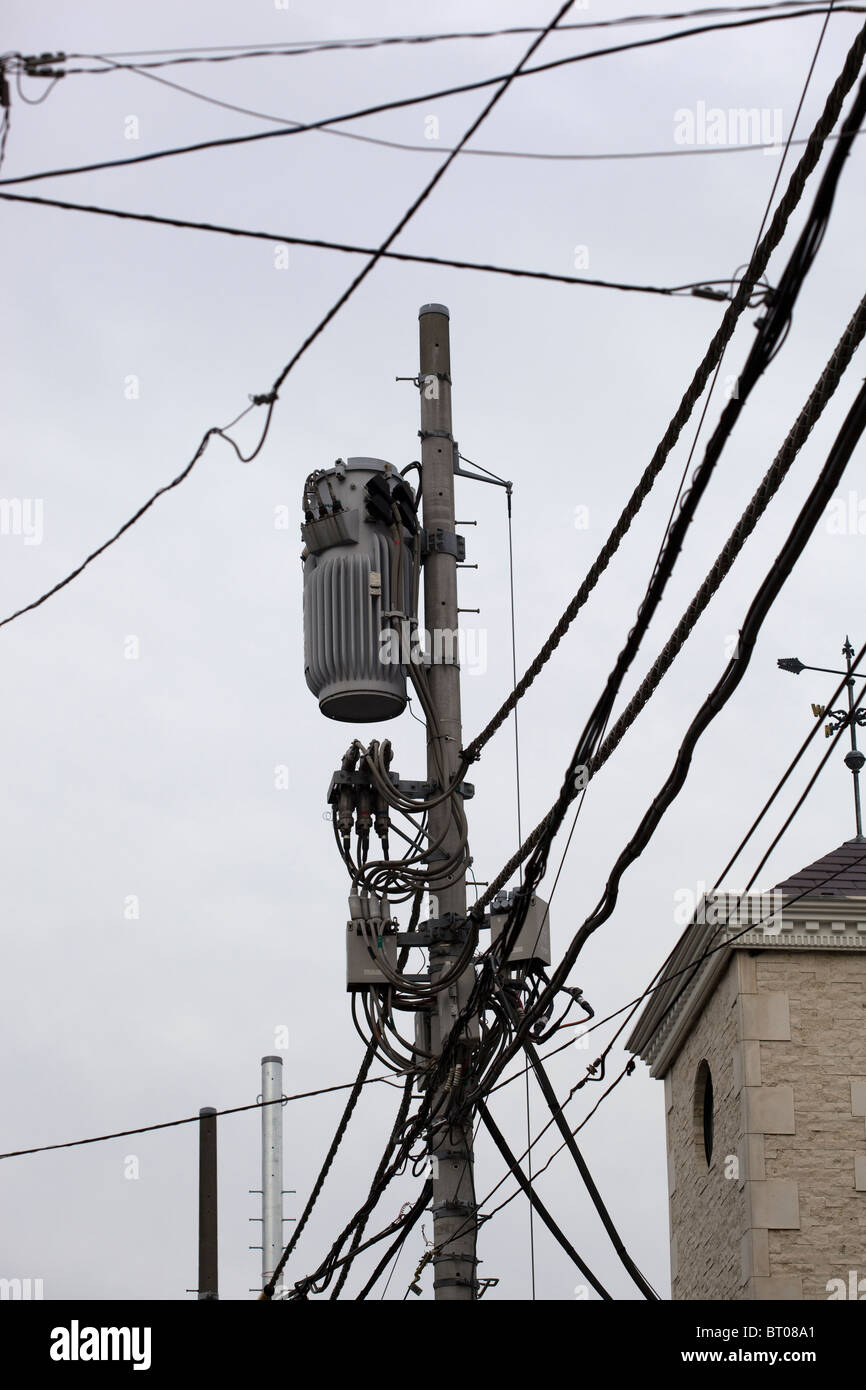 Cable pylons hi-res stock photography and images - Alamy