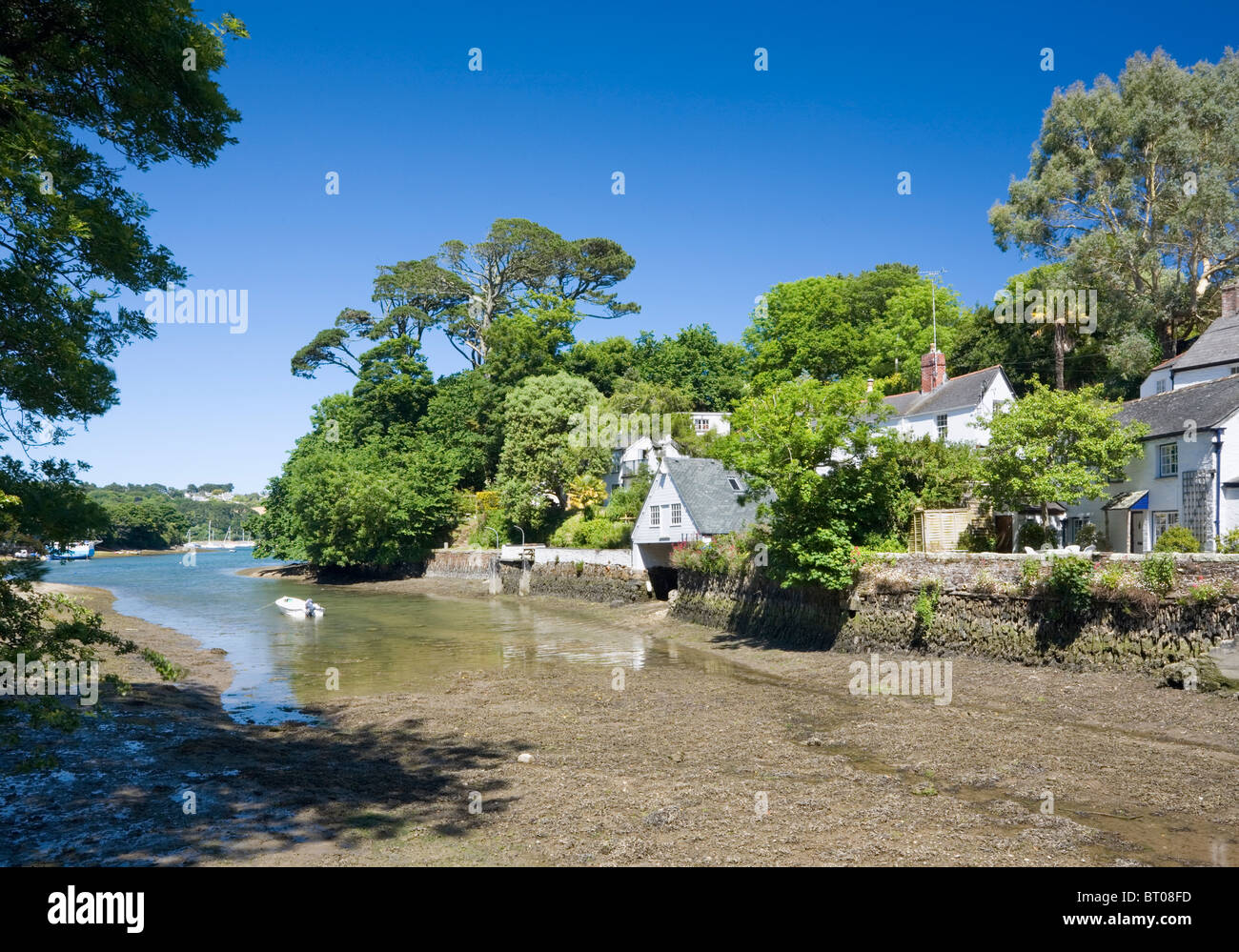 Helford Village on the Helford River. Cornwall. England. UK Stock Photo ...