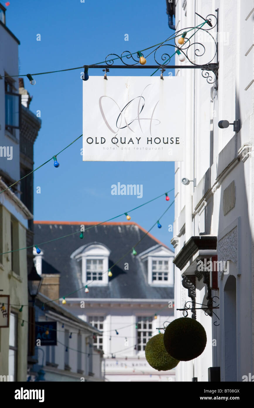 The old quay house fowey hi-res stock photography and images - Alamy