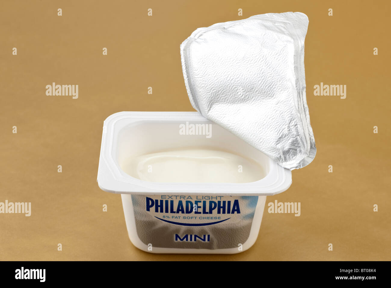 Philadelphia cream cheese hi-res stock photography and images - Alamy