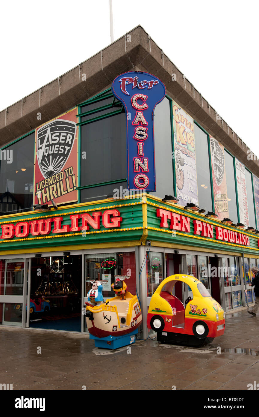 British fruit machines hi-res stock photography and images - Alamy