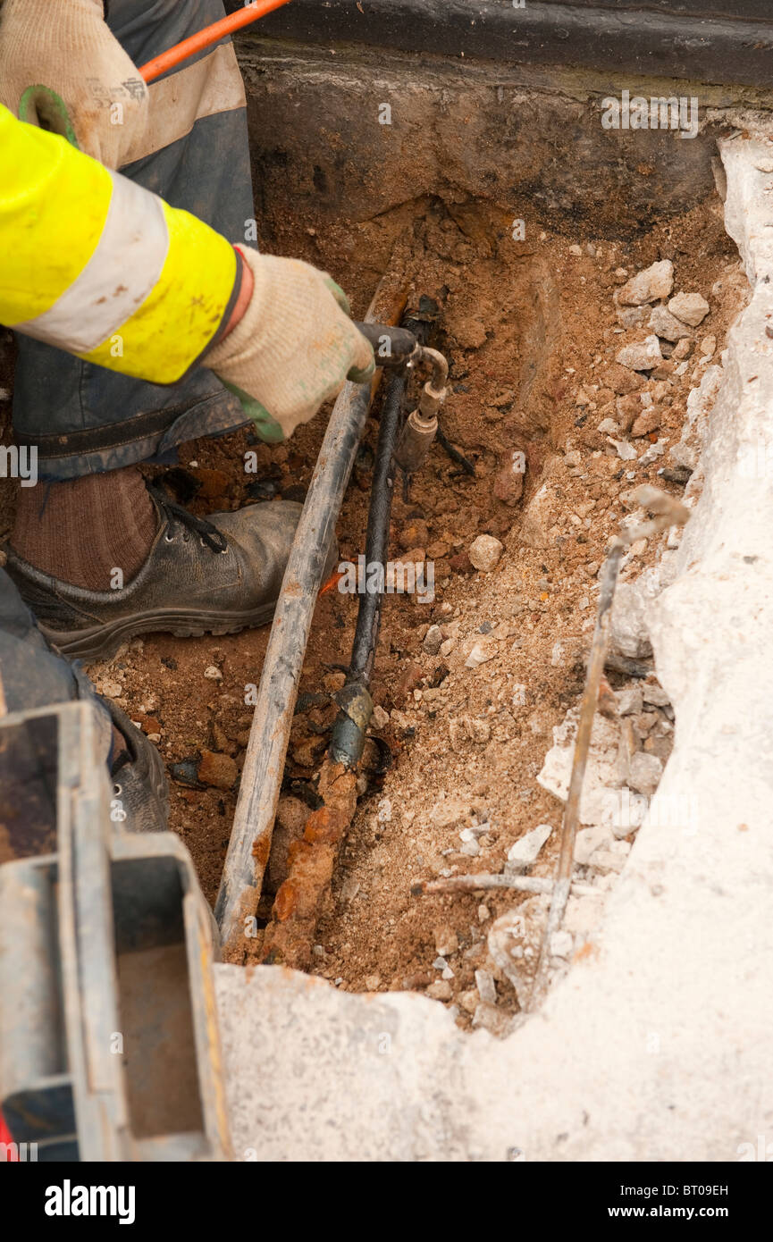 How Deep To Bury Armoured Cable
