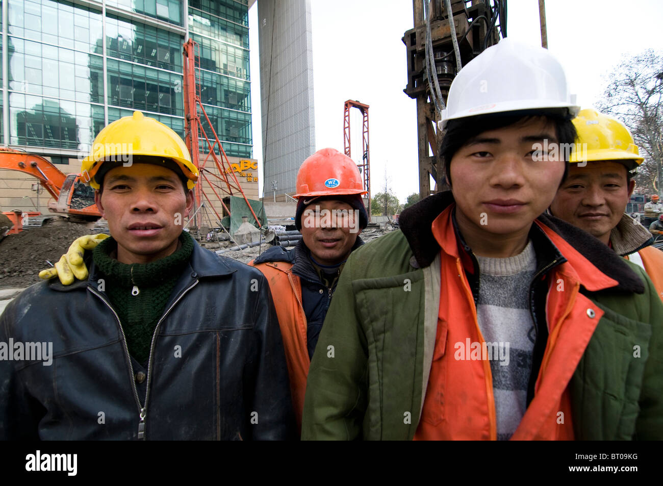 Chinese Construction Worker China's High Speed Railway Length To Top