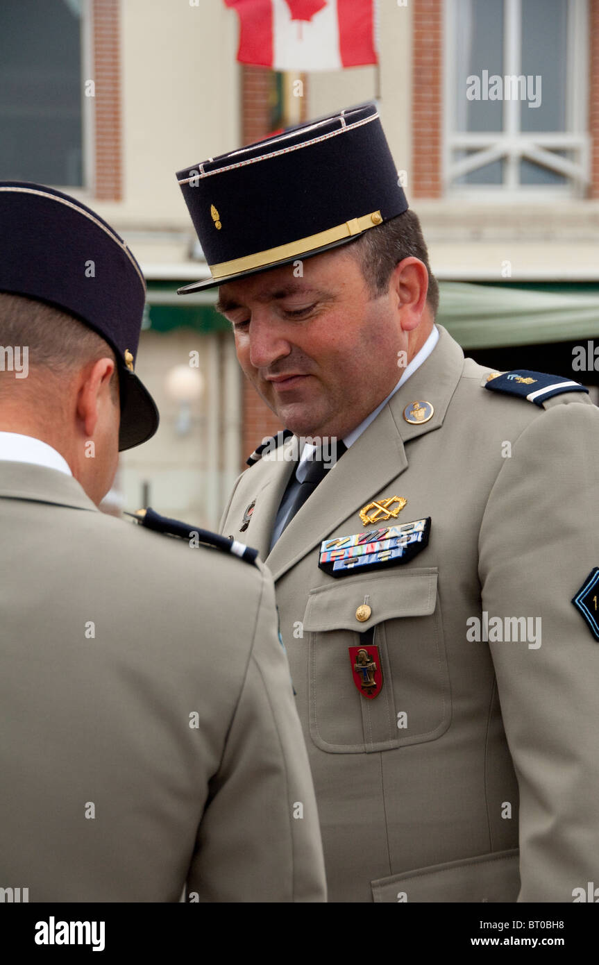 Vintage military attire hi-res stock photography and images - Alamy