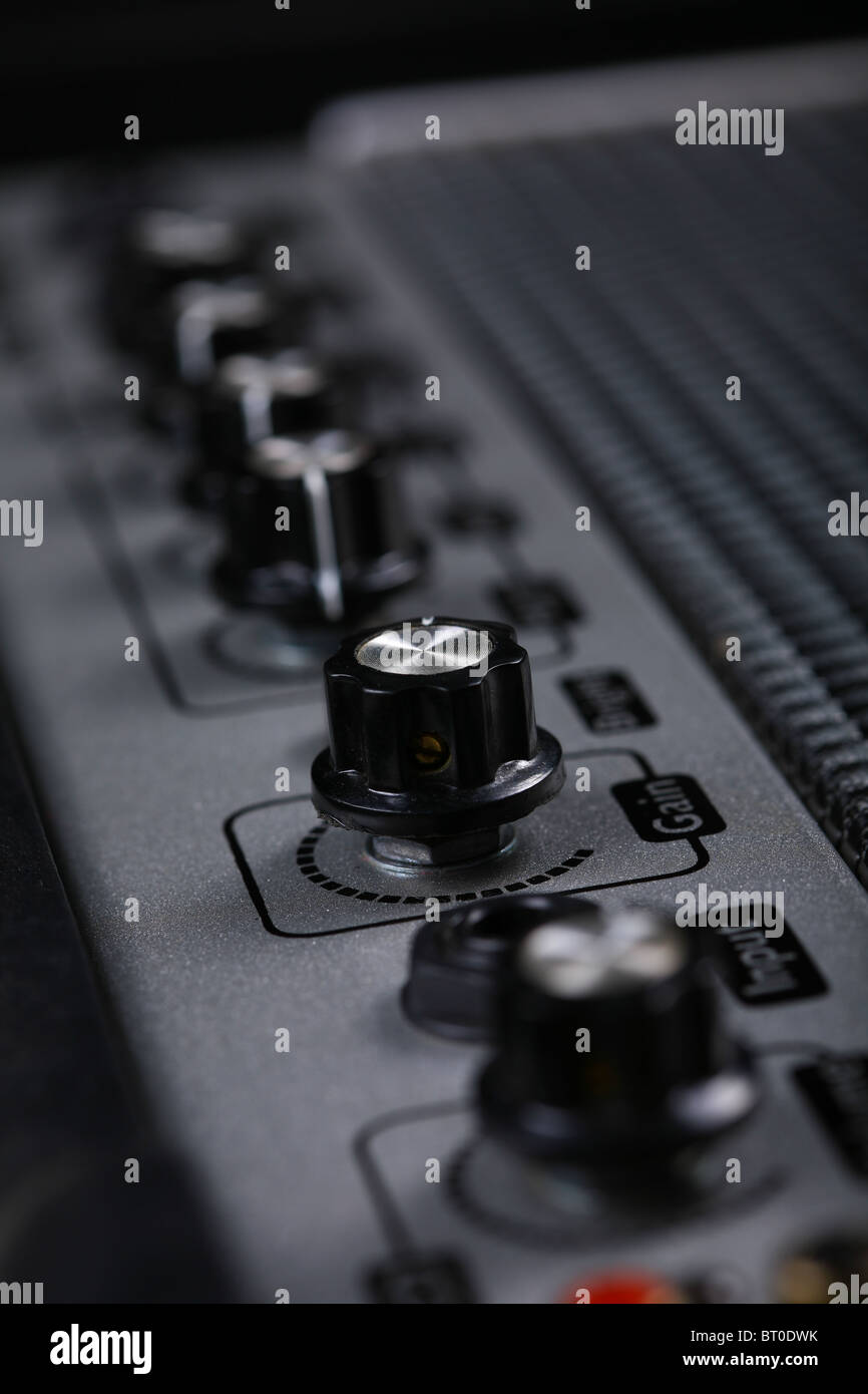 Digital amplifier hi-res stock photography and images - Alamy