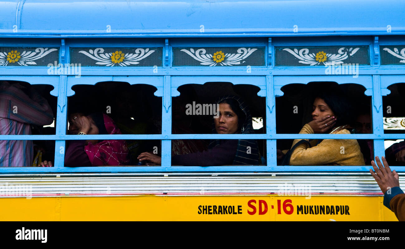 A colorful Indian blue bus Stock Photo - Alamy