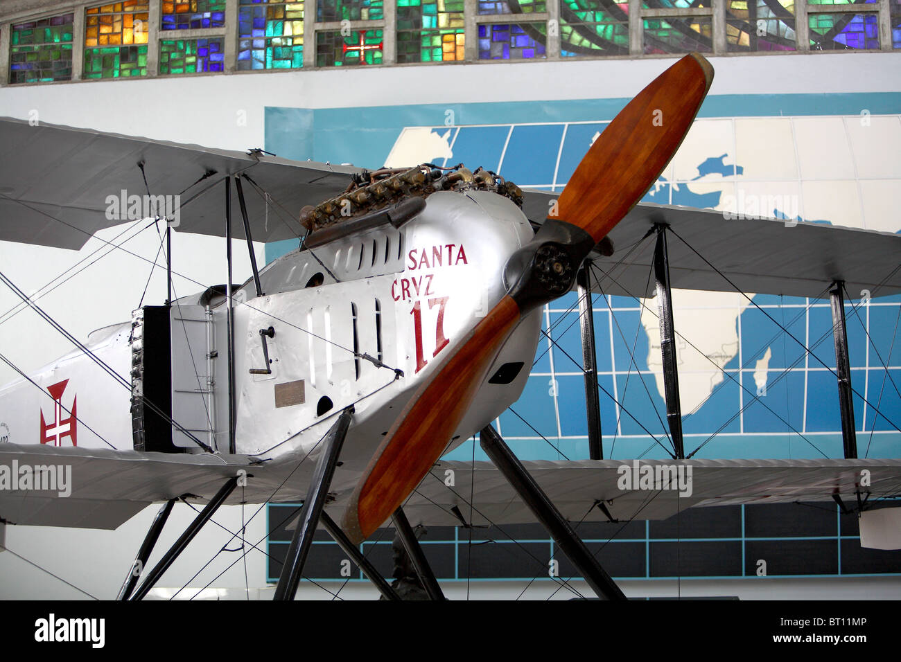Bi plane 1920s hi-res stock photography and images - Alamy