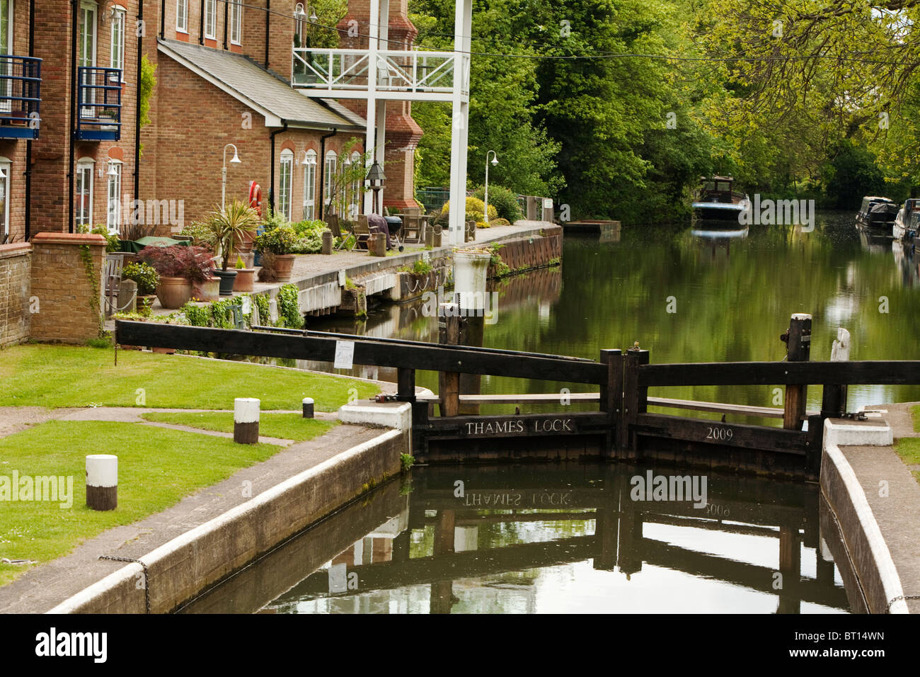 Weybridge Surrey High Resolution Stock Photography and Images - Alamy