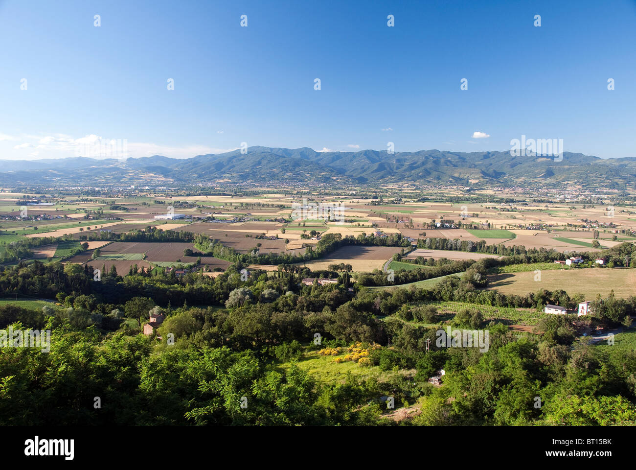 Appenine mountains hi-res stock photography and images - Alamy