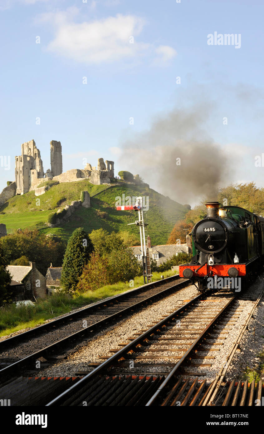 Swanage railway scenery hi-res stock photography and images - Alamy