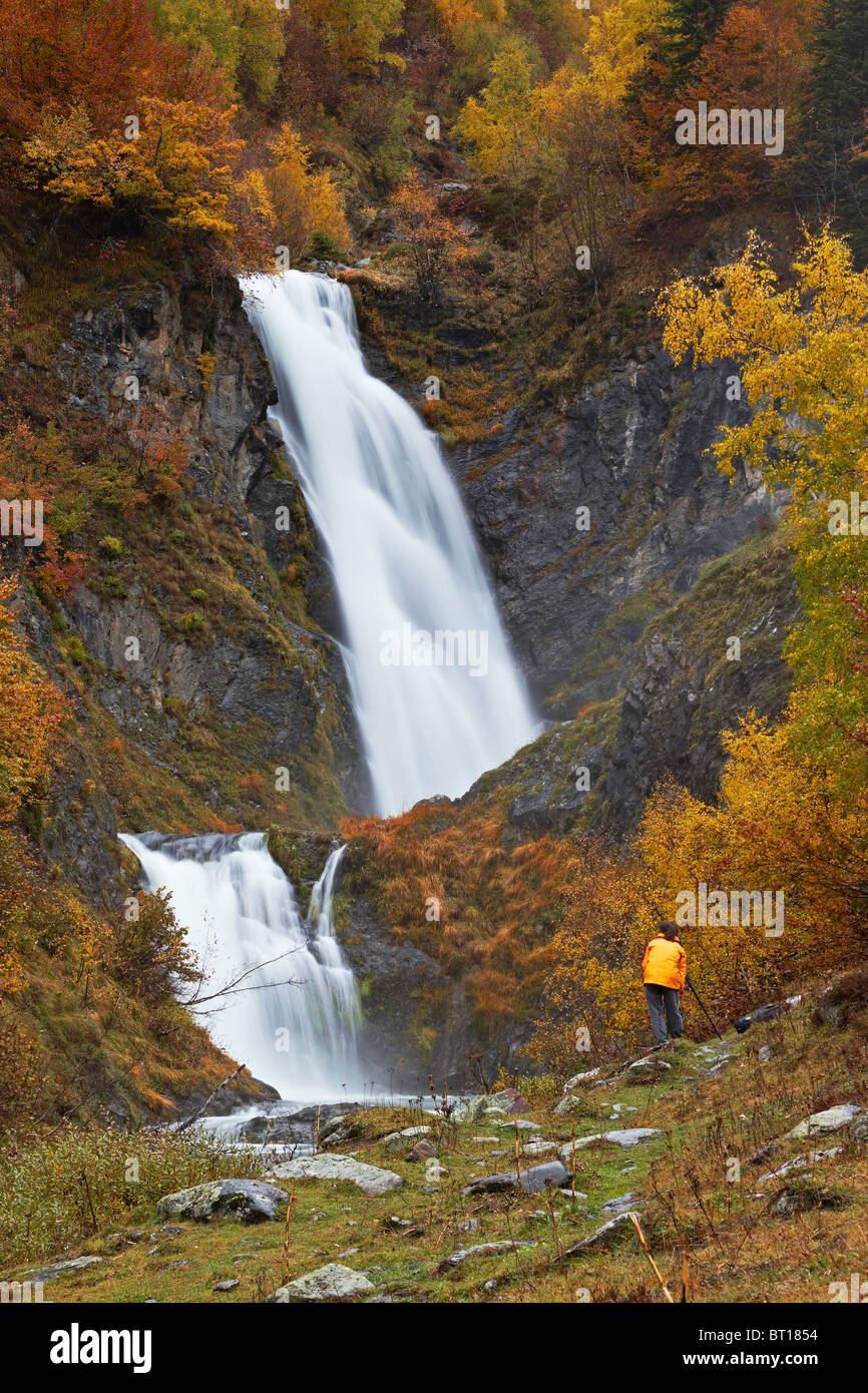 Autumn brook with mini waterfalls flowing in the national park Stock ...