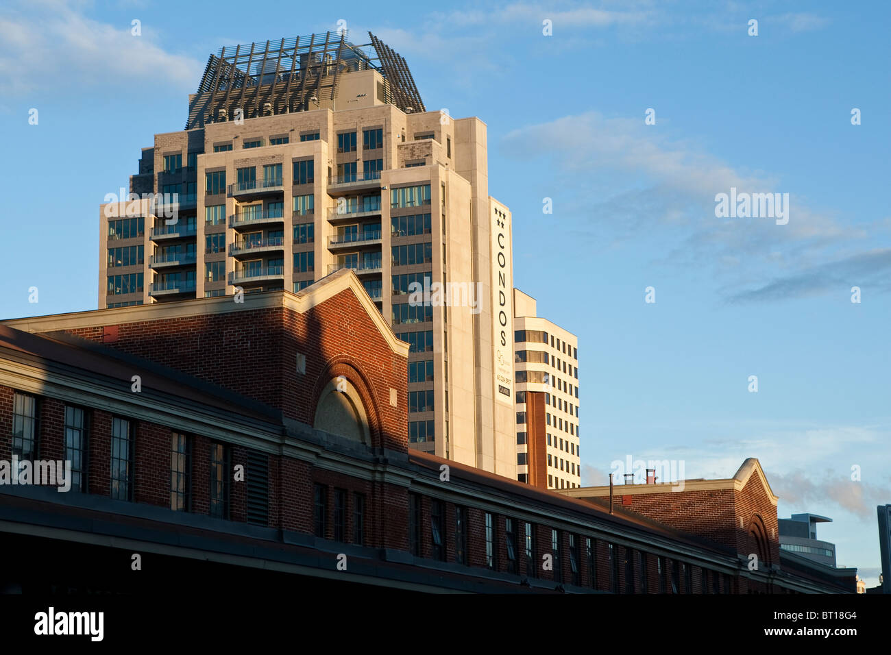 Marche Byward High Resolution Stock Photography and Images - Alamy