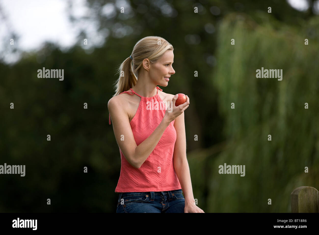 Sitting on a gate hi-res stock photography and images - Alamy