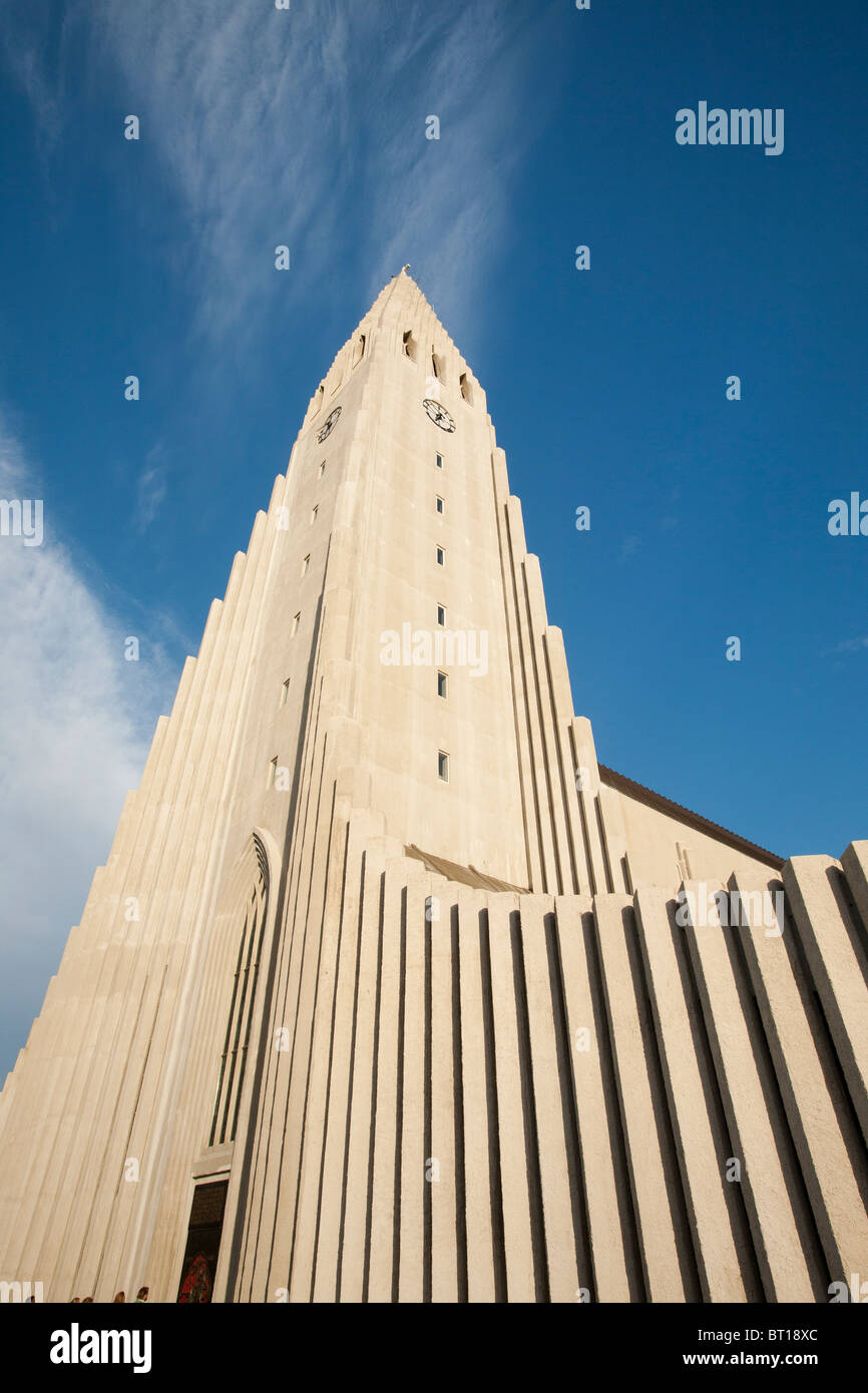 Hallgrims church in reykjavík hi-res stock photography and images - Alamy