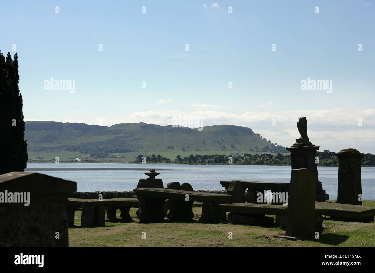 Looking over to Benarty Hill from an old Cemetery in Kinross Stock ...