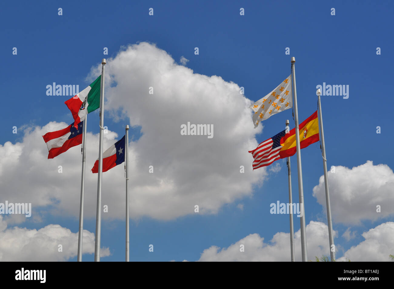 Tx welcome center hi-res stock photography and images - Alamy