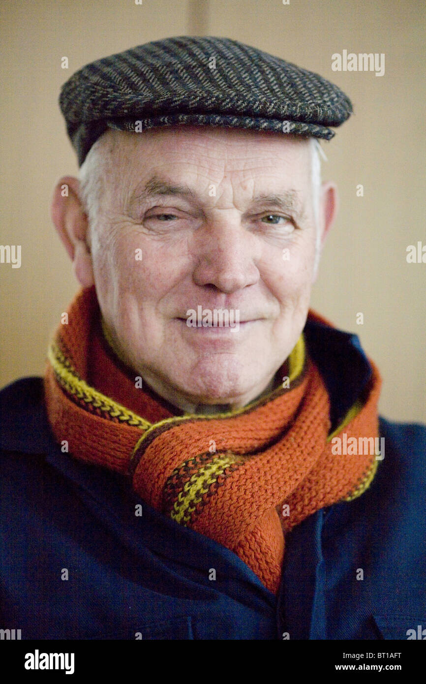 Old Irish Man With Cap High Resolution Stock Photography and Images - Alamy