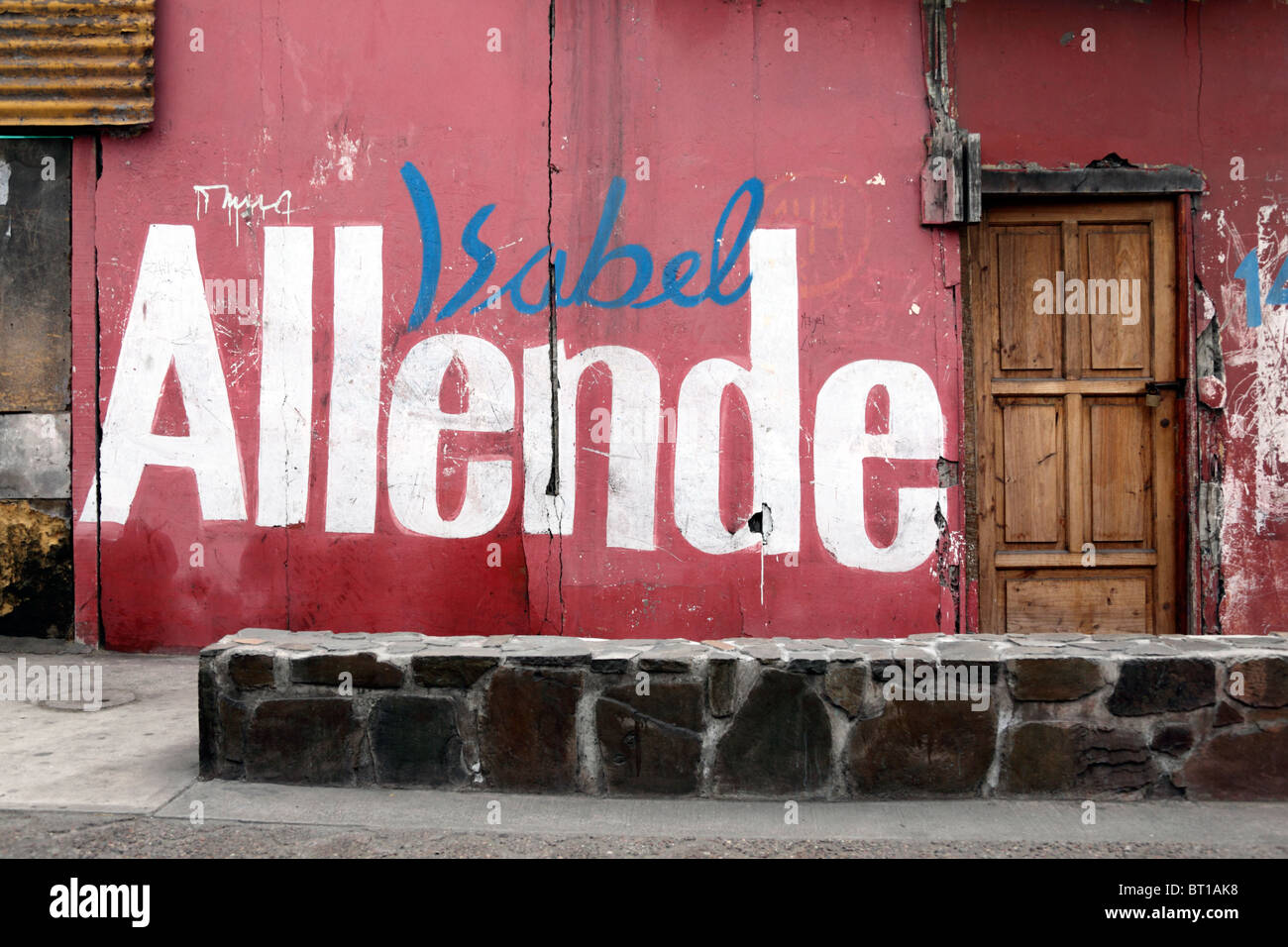 Propaganda in support of Isabel Allende, daughter of former president ...
