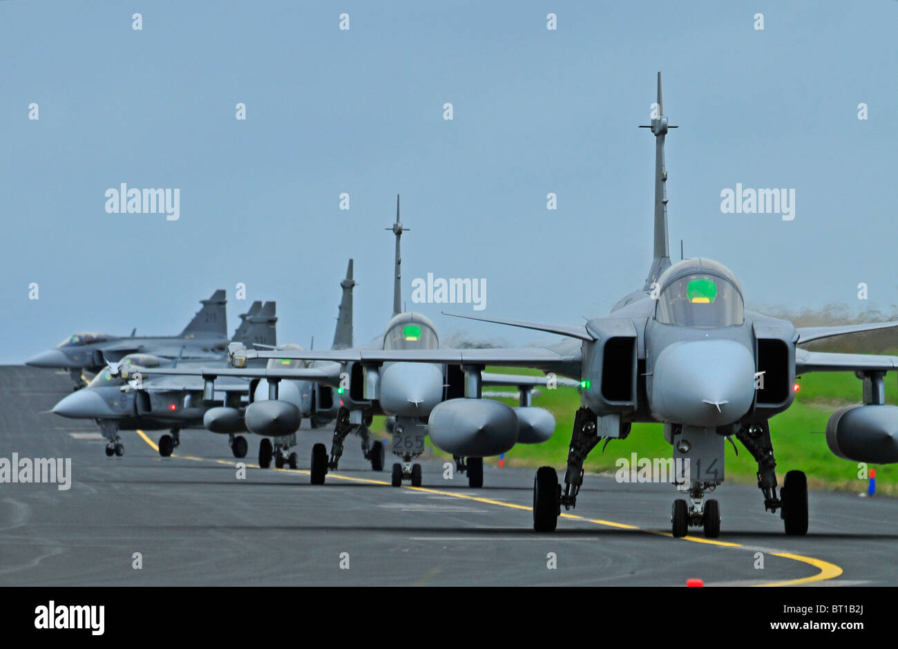 Saab JAS 39 Gripens single engined fast military Swedish jet fighter ...