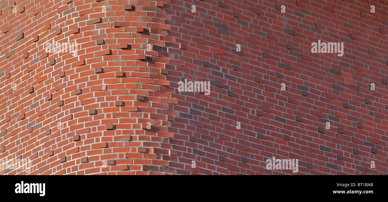 Brick building corner hi-res stock photography and images - Alamy
