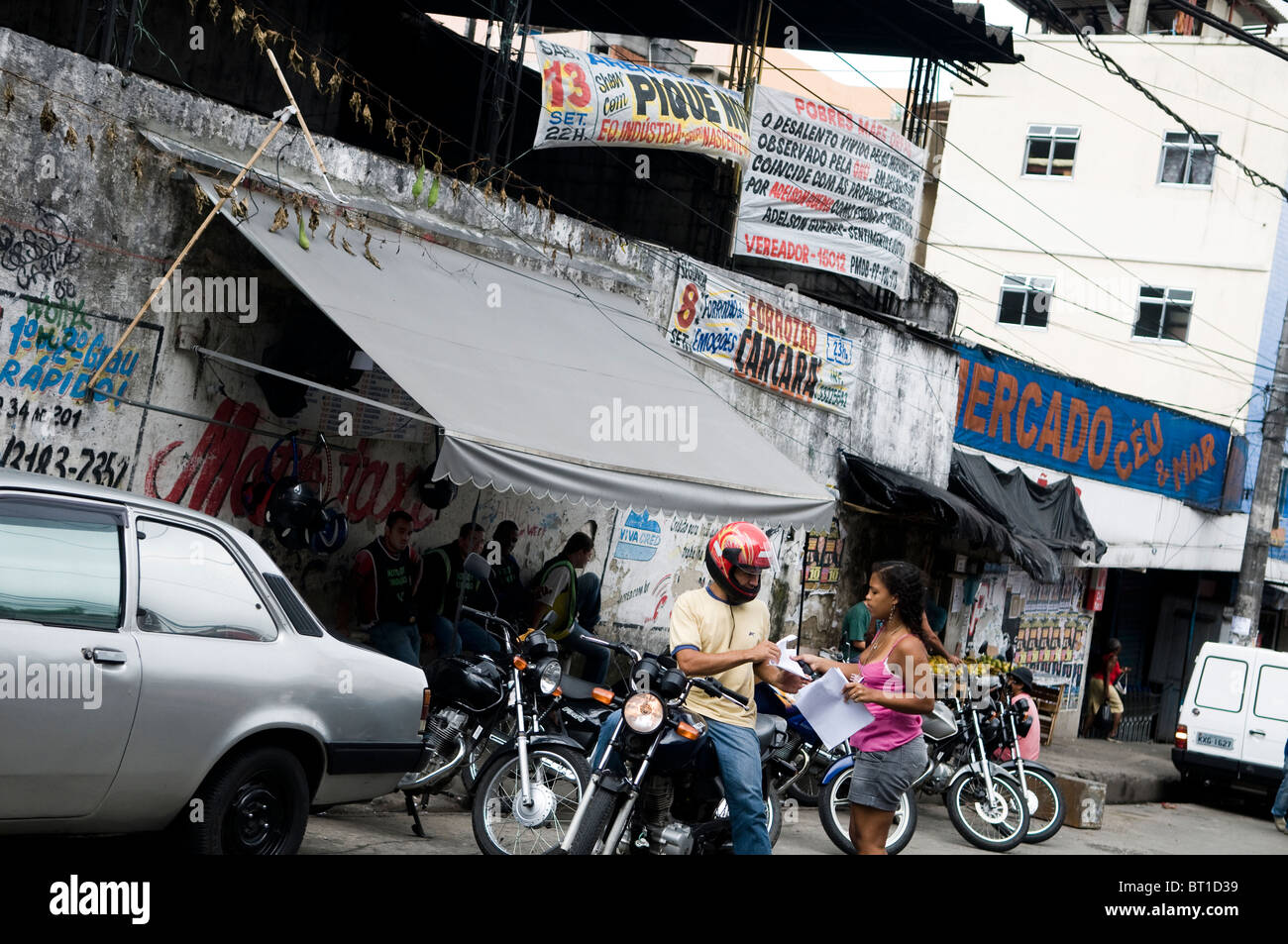 Life in a Favela in Rio Stock Photo - Alamy
