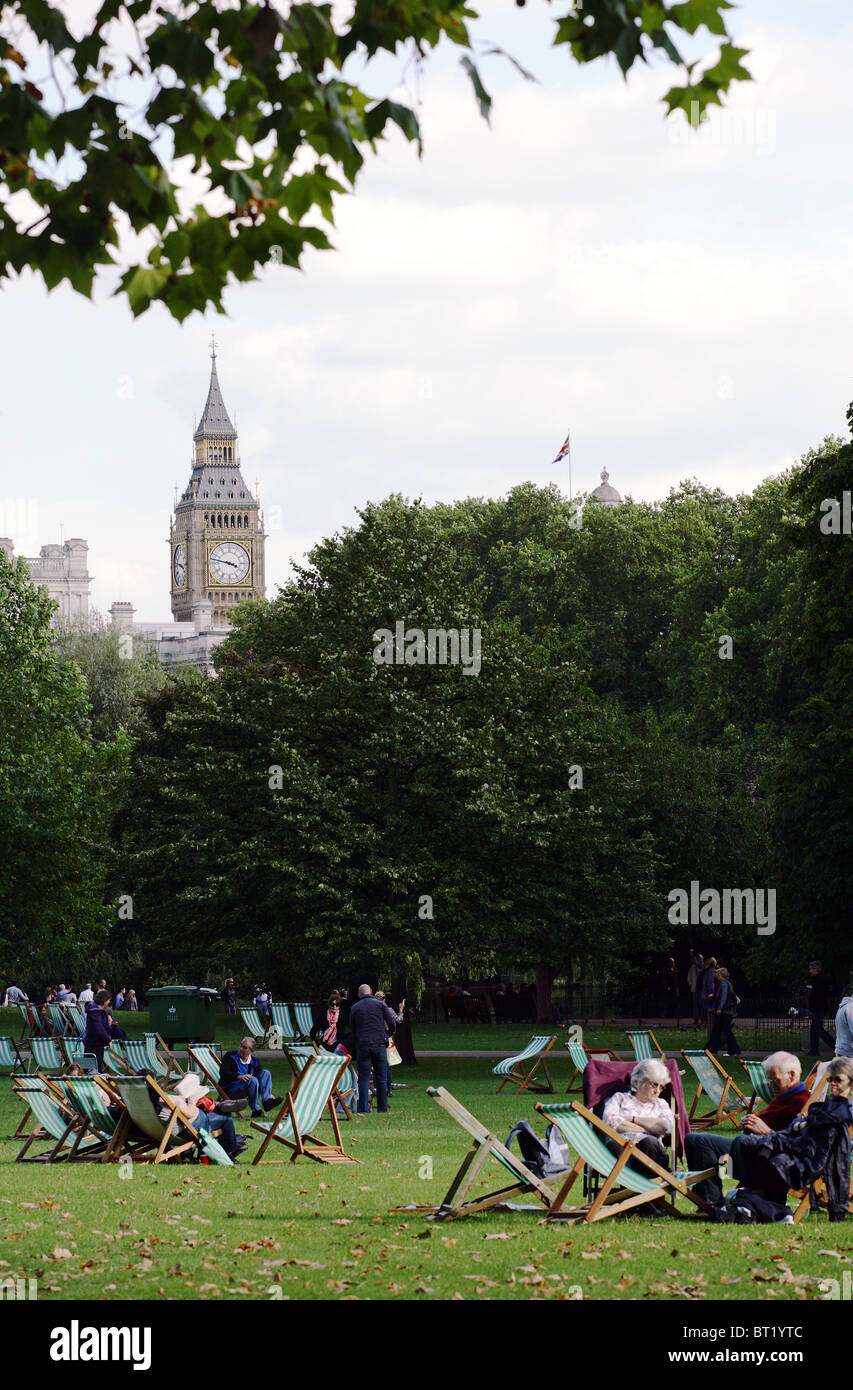Sit in with big ben hi-res stock photography and images - Alamy