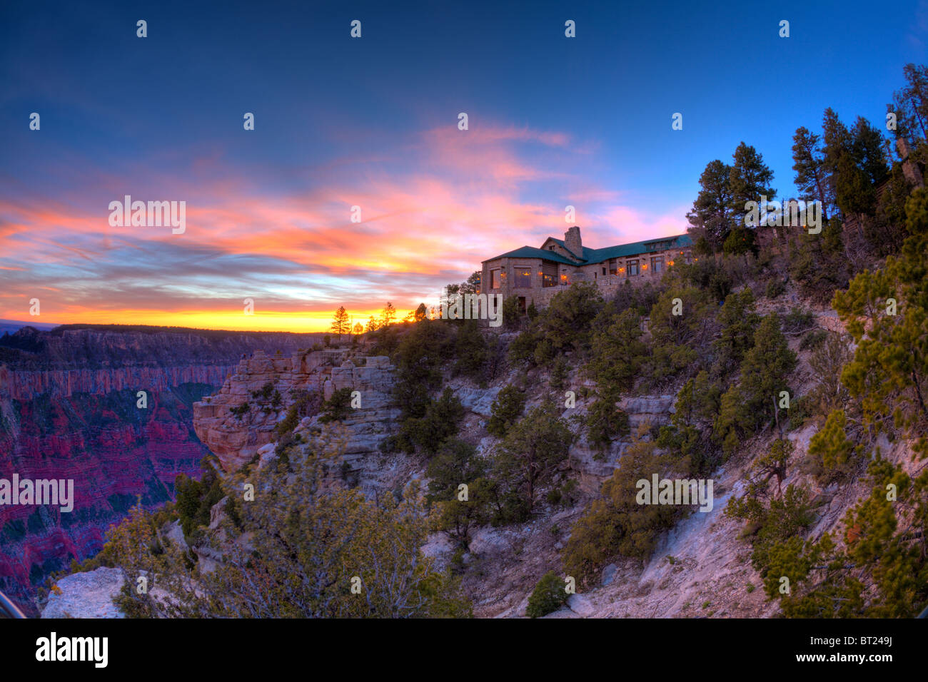 Grand sunset building hi-res stock photography and images - Alamy