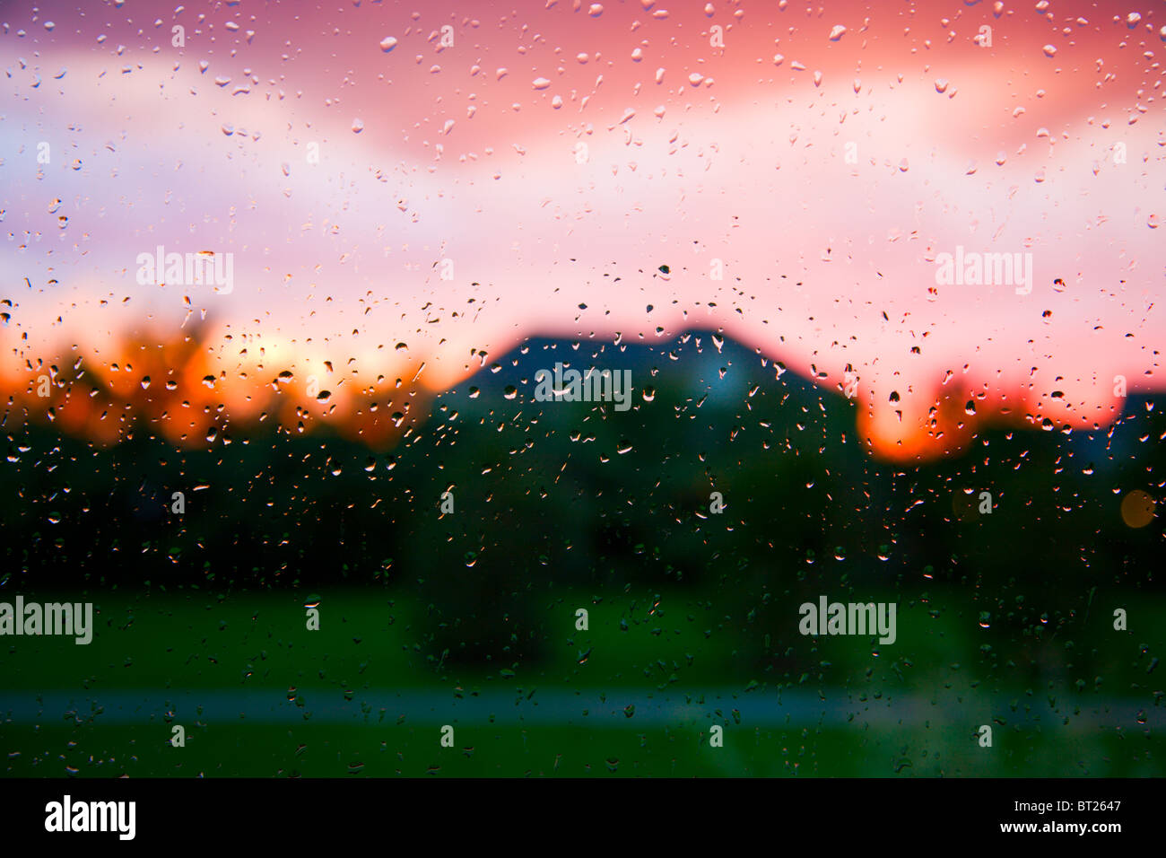 Water window sunset hi-res stock photography and images - Alamy