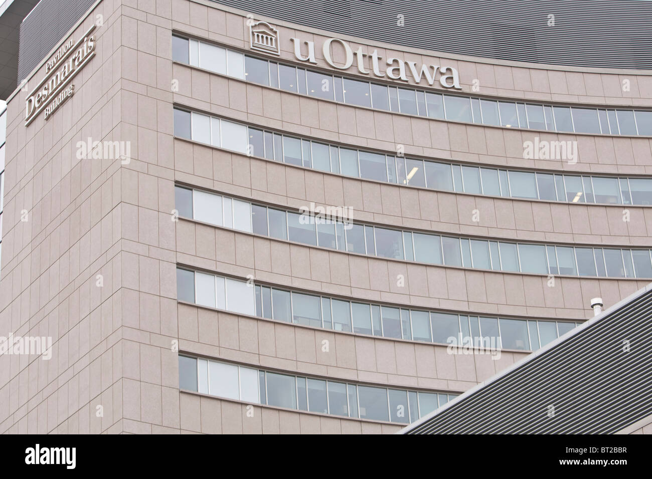 Desmarais building uottawa hi-res stock photography and images - Alamy