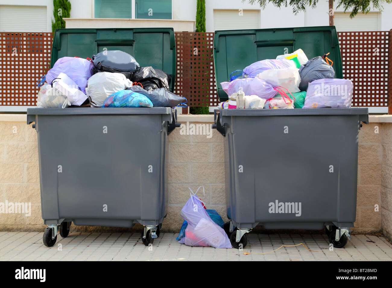 Full container hi-res stock photography and images - Alamy